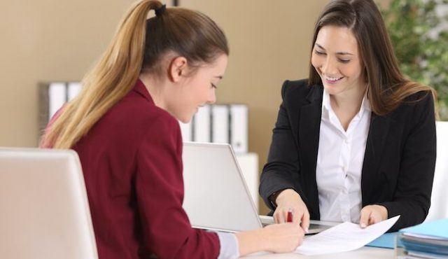 ¿Qué es un abogado junior y cuáles son sus funciones?