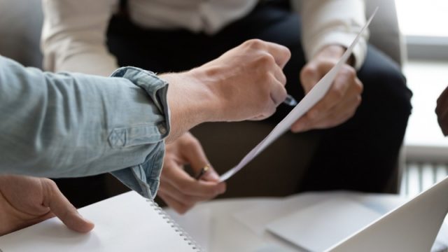 Pruebas periciales: ¿qué son y en qué contexto se emplean?