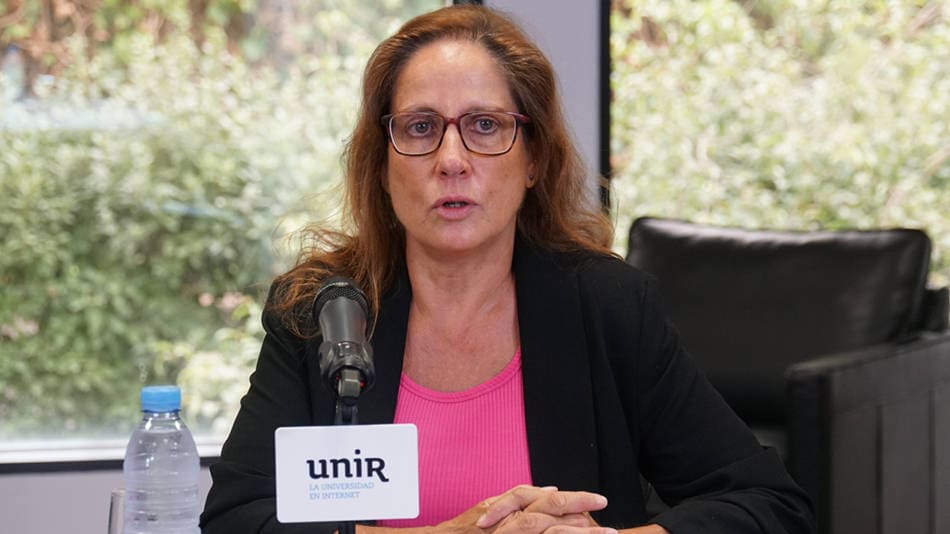 “Las grandes plataformas son medios de comunicación y deben someterse a ...