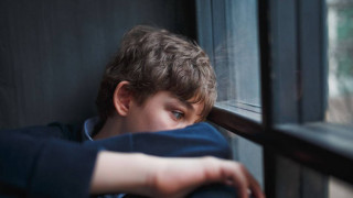 ¿Qué es la disociación en psicología y cómo se trata? | UNIR