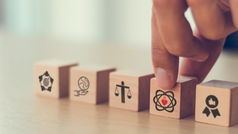 El código de ética de la empresa: importancia y cómo crearlo | UNIR