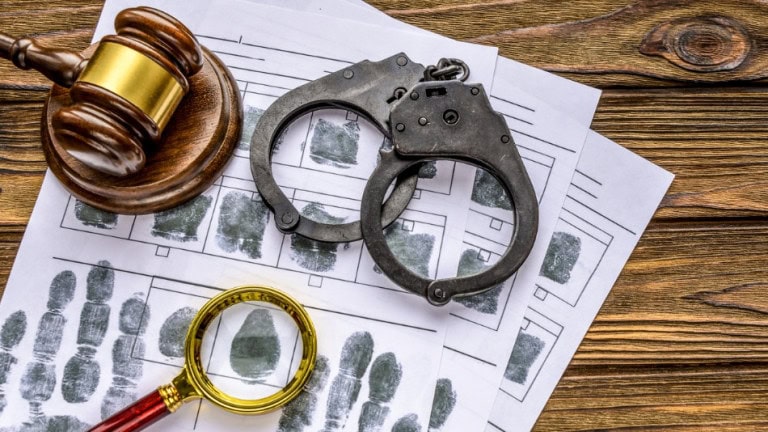 El perito criminalista o criminólogo: qué hace, requisitos y sueldo | UNIR