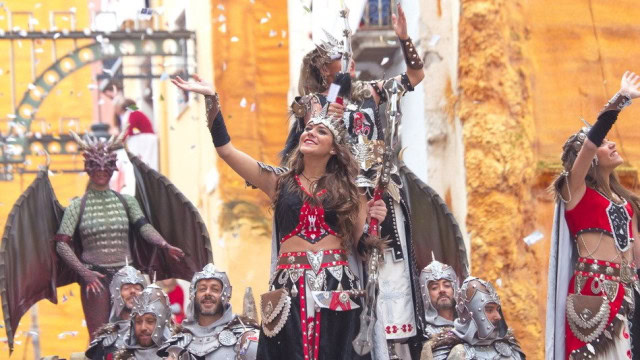 Moros y Cristianos: ¿en qué consiste esta tradición y qué celebra? | UNIR